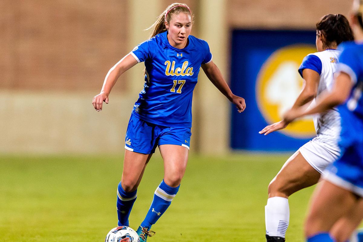 UNTHINKABLE: College Football Introduces First-Ever Co-Ed Team — Female ...